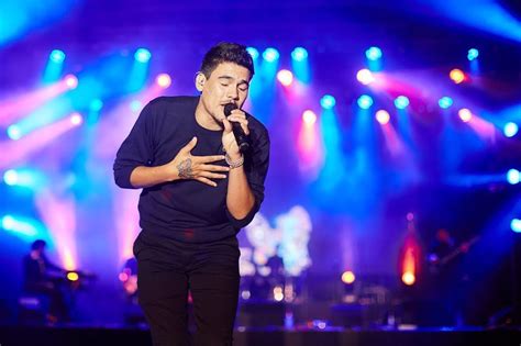 El Cantante Mario Vilurón Presentó Su Nueva Canción De Cara A La