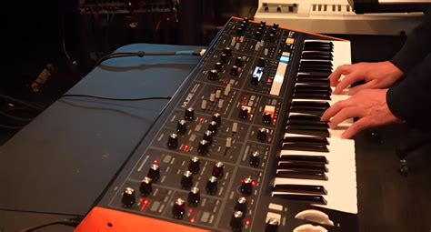 Watch The New Moog Muse Polyphonic Synth In Action Audionewsroom Anr