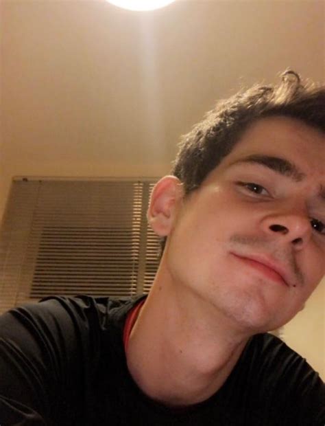 Young And Hung Gay Escort Melbourne