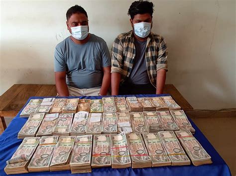 सर्लाहीमा २७ लाख बढी नगद रकम सहित दुई जना हुण्डी कारोबारी पक्राउ