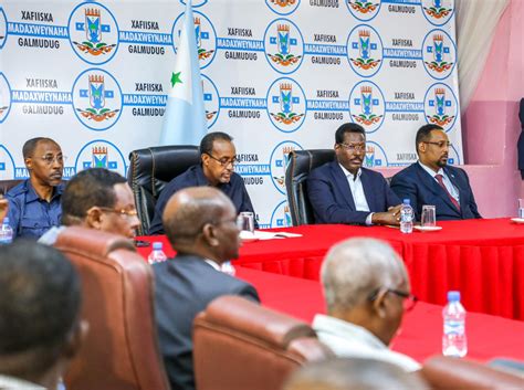 DAAWO Madaxweyne Qoor Qoor Oo Soo Xiray Kulan Looga Hadlayey Dardar