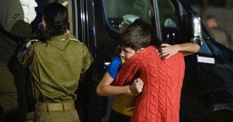 Hamas übergibt 12 weitere Gaza Geiseln an Rotes Kreuz