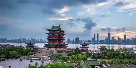 中国四大名楼是指哪些城市 闪电鸟
