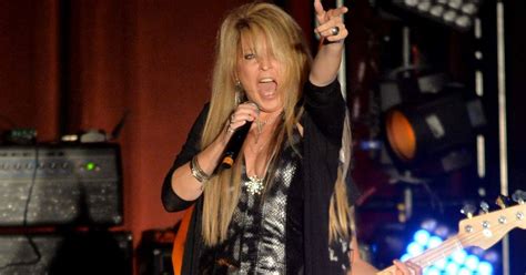 Where Is Janet Gardner Now Vixen Lead Vocalist Reveals Invigorating