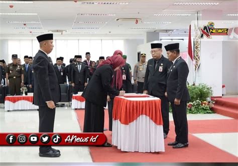 Lantik 10 Kepala OPD Gubernur Kaltara Tekankan Integritas Dan
