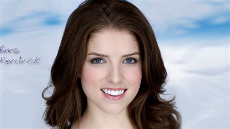 Anna Kendrick Wallpapers Images