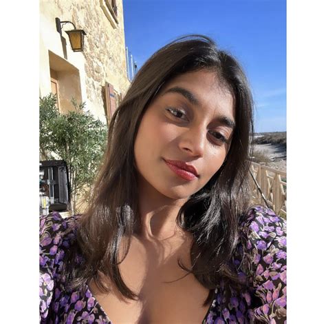 Photo Kathy Packianathan actrice de la série Ici tout commence Instagram Purepeople