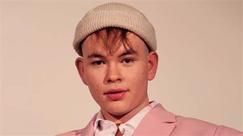 Jummy рассказал на Вечернем Звуке заменят ли нейросети артистов в