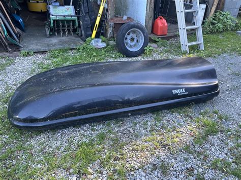 Thule Evolution Box To Yakima Round Bars R Thule
