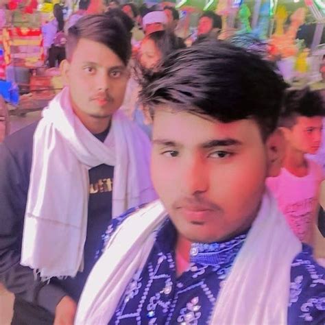 Mujeeb Khan 9599157182 • Threads Say More