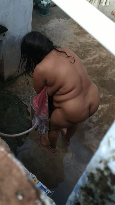 Bathing Big Ass Bhabhi Thisvid Com