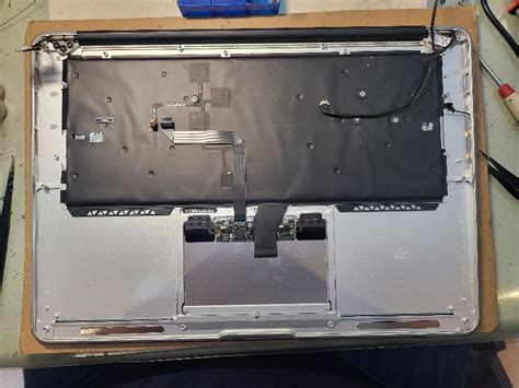 Apple A1466 鍵盤故障 很多按鍵無反應，更換全新鍵盤 Okapple 鍵盤都可更換有同問題都可送來門市維修nb3c Nb3c 大
