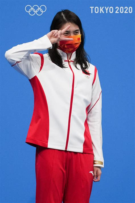 可以输但绝不认输！爱笑的张雨霏眼里总有光芒 2020奥运会 新浪竞技风暴 新浪网