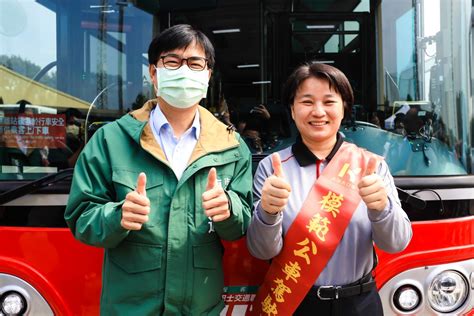 高市府表揚模範駕駛長、提升公車從業人員待遇