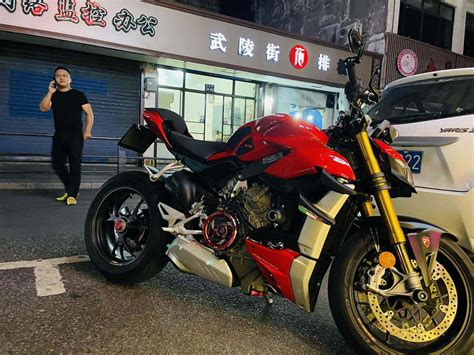 二手杜卡迪摩托车 摩托范 哈罗二手摩托车市场
