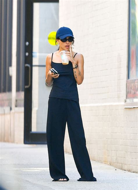 Zoe Kravitz Out In New York City 08242022 • Celebmafia