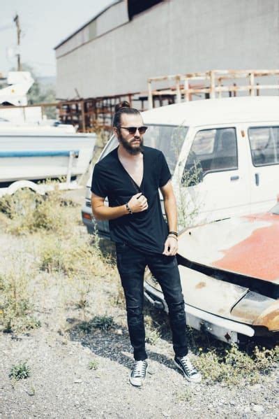 33 Formas En Las Que Los Hombres Pueden Usar Converse En Cualquier