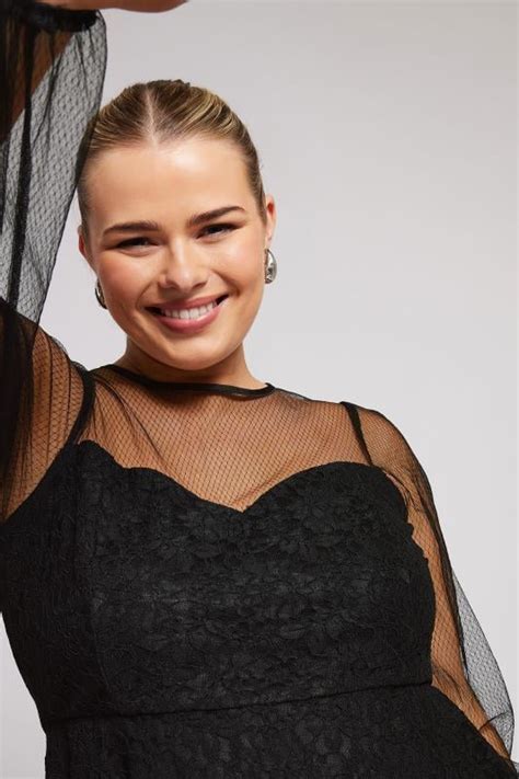 Yours London Plus Size Black Peplum Lace Top Yours Clothing