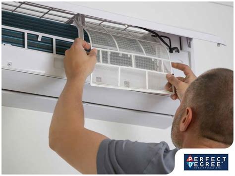 4 Essential Spring HVAC Maintenance Tips