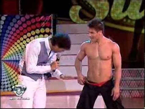 Showmatch 2009 Maxi Diorio Sigue Enamorando Mujeres YouTube