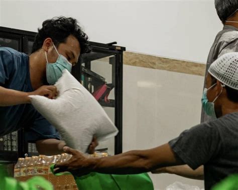 Hukum Zakat Fitrah Bagi Orang Yang Meninggal Dunia Di Bulan Ramadhan Wajibkah Kumparan