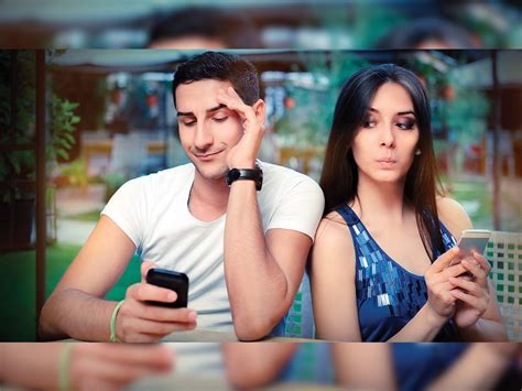 Orbiting Is The New Brutal Dating Trend