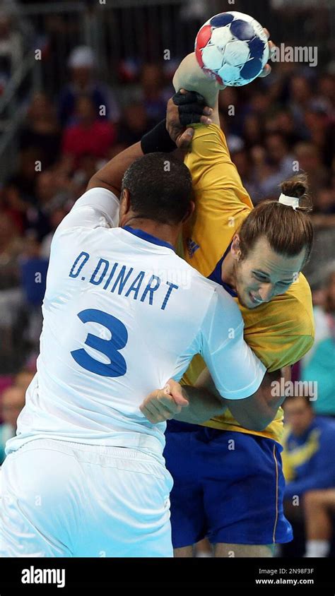 Frances Didier Dinart Left Tries To Block Swedens Kim Ekdahl Du