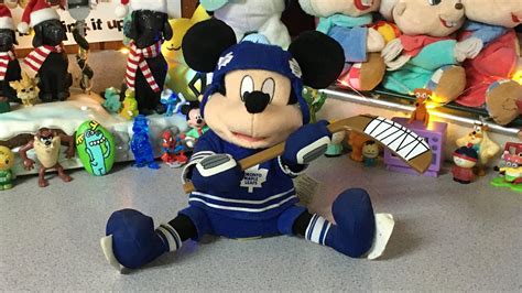 Gemmy Animated Toronto Maple Leafs Mickey Mouse Youtube