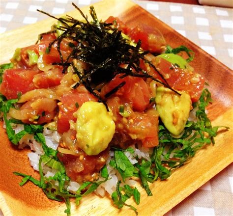 マグロでアヒポキ丼♪〜柚子胡椒風味〜 By はねっち。 【クックパッド】 簡単おいしいみんなのレシピが357万品