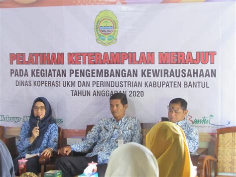 PJ Lurah Desa Srimulyo Ingatkan Pentingnya Pemberian Merek Website