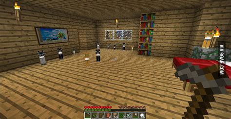 Girls Playing Minecraft 9gag