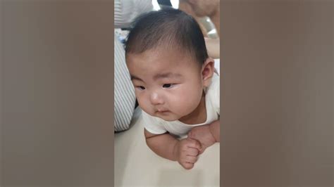 곰돌이 인형과 함께 터미타임 하는 아기 유누리다 Youtube