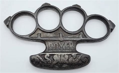 Vintage Boxer Spiked Brass Knuckle Dusters