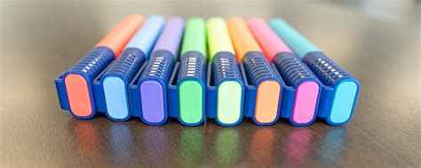 Premium Photo Collection Of Text Marker Highlighters On Table Surface