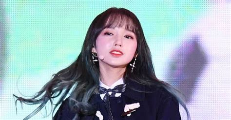 [사진]우주소녀 성소 인형 미모