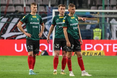 GKS Tychy Chrobry transmisja w TV i online Gdzie oglądać dziś mecz