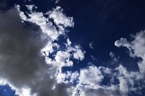 Awan Indah Di Langit Awan Putih Gambar Awan Dalam Berbagai Bentuk Foto