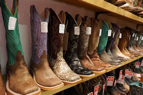 Corral Western Wear Corral Western Wear