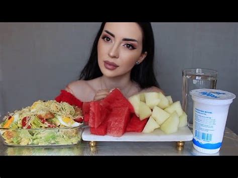 Mukbang Ayka Emilly Youtube