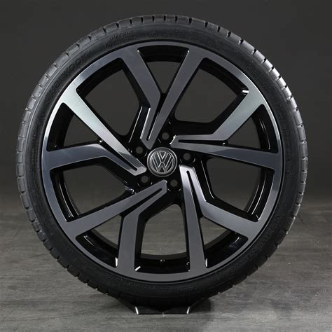 19 Inch Summer Wheels Original VW Golf 7 VII 5G Brescia