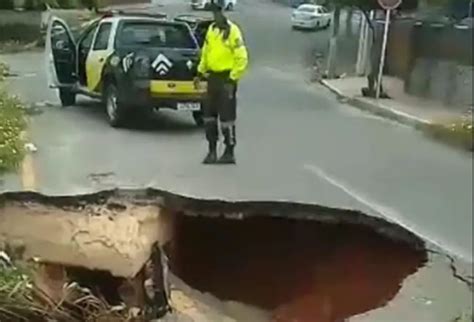 Vazamento De água Abre Cratera Em Rua Na Zona Leste De Natal Portal