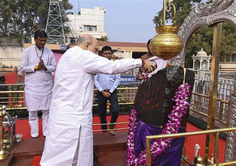 Sharad Pawars Politics Of Betrayal Ended By Bjps Poll Victory In