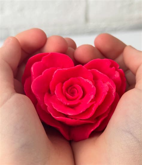 Букети з мила 💐сумочки ручної роботи 👜 Україна Європа Кохані та закохані вітаю вас із Днем