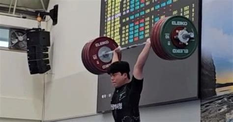 역도 기대주 권대희 남자 89㎏급 용상·합계 한국 주니어 신기록 수립