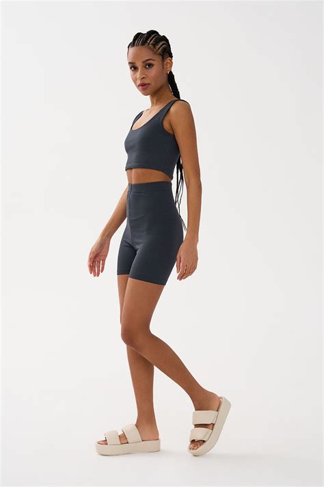 Велосипедки в рубчик графитового цвета купить по цене 2590 руб с доставкой по России интернет