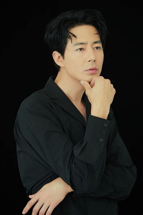 愛女也 I Lady 【愛名人】韓國43歲男神趙寅成鬆口談結婚苦惱，引起單身族群共鳴