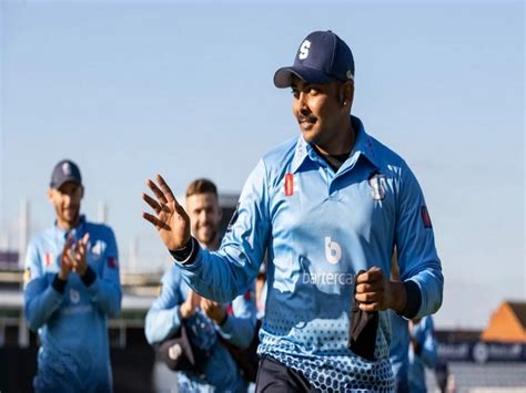 Knee Injury Cuts Short Prithvi Shaws County Stint With Northamptonshire