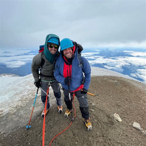 Mount Baker Summit Climb Guided Exposure
