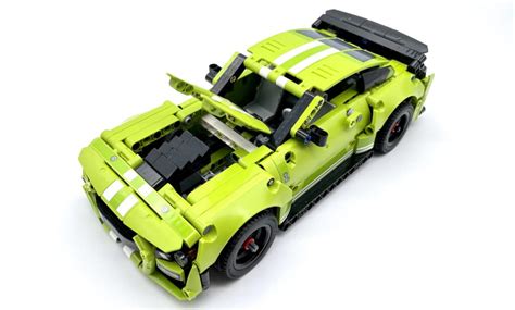 Review LEGO Technic Ford Mustang Shelby GT Bouwsteentjes Info