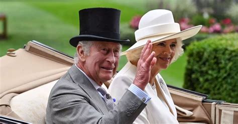 Is the royal family costing the taxpayer too much? Vote in our poll - Mirror Online